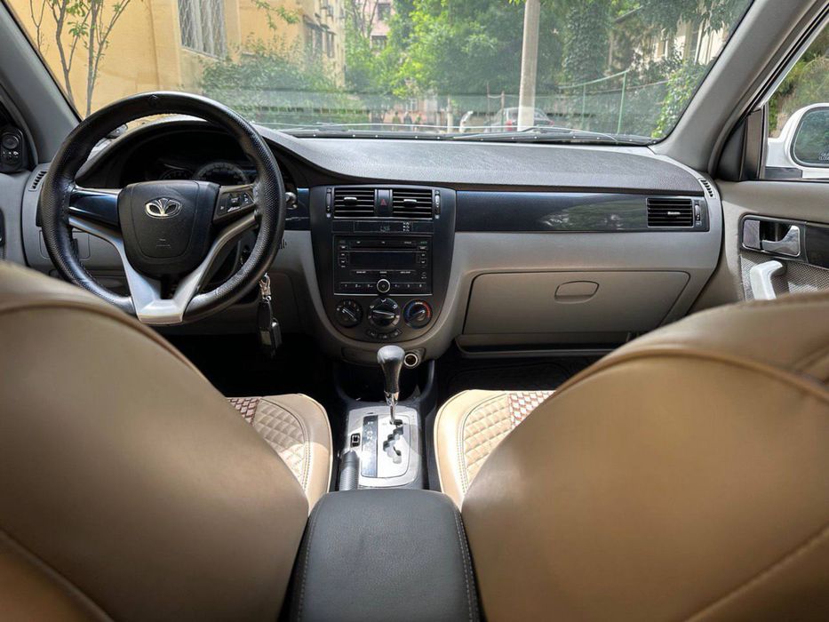 Продается chevrolet Lacetti 1.8