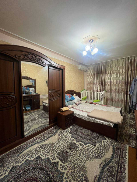 Срочно Продаётся Квартира. р-н Сергели, Сергели-8A 4/1/9 Бал: 2*6