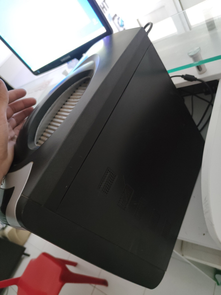 Kompyuter sotiladi aybi yuqhamma narsasi ishlaydi office  va uyda ishl