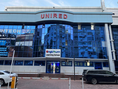 Сдаётся офис в центре города (Метро Ойбек)