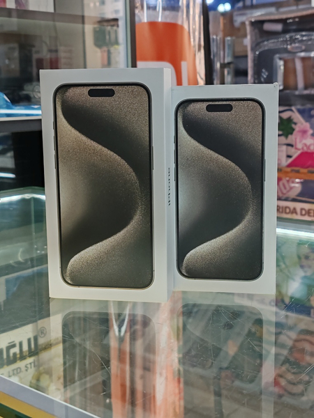 IPhone 15 pro Max 512gb официалка