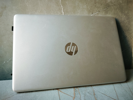 HP laptop core i3 12 gen