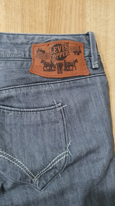 Джинсы женские  Levi's