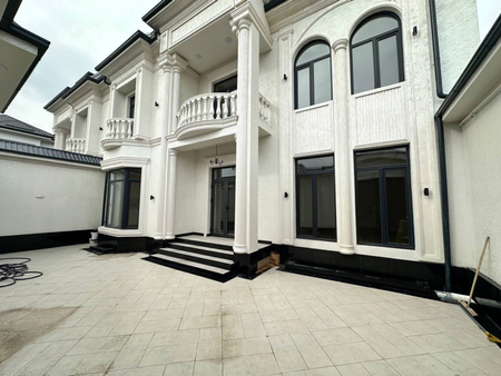 Продается Евро дом Ор-р: Академ городок 270м2