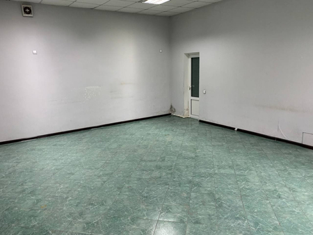 Сдается склад. 1300 м2 с офисом. М. Ташсельмаш