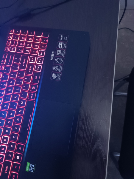 Ноутбуки acer продайотся