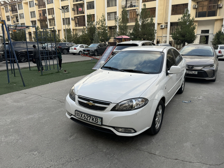 Краска родной , пул зарур булгани учун сотиляпти