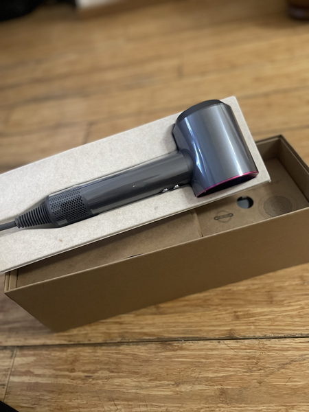 Dyson Supersonic HD07 с 5 насадками – Быстрое и бережное высушивание