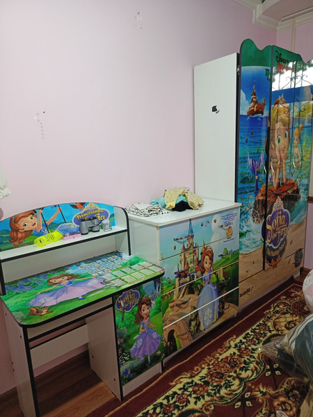 Mebellar sotiladi holati yaxshi arzonga beraman