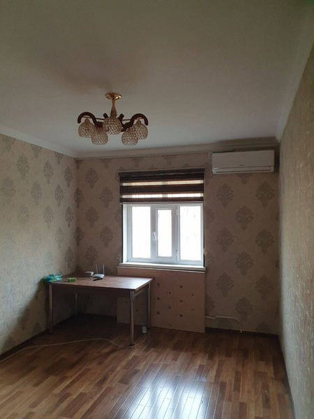 Сергили 2 ,1² хона 300$