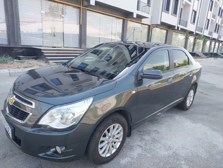 Sotiladi 2018 mokriy Cobalt zor holatda