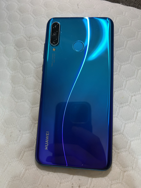 Продам Huawei p30 Lite