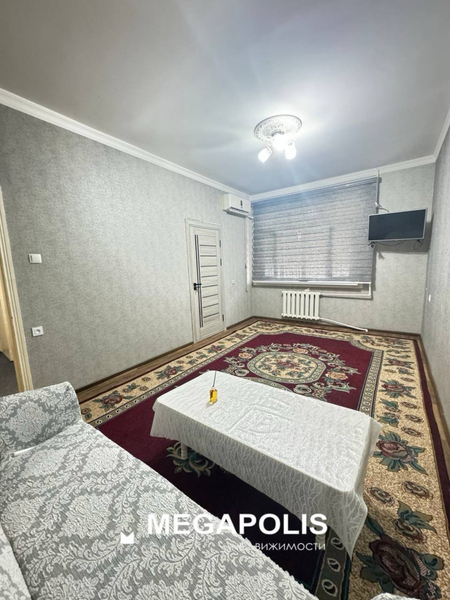 Базарчик Чиланзар-19 1/2/4 Квартира сотилвоти