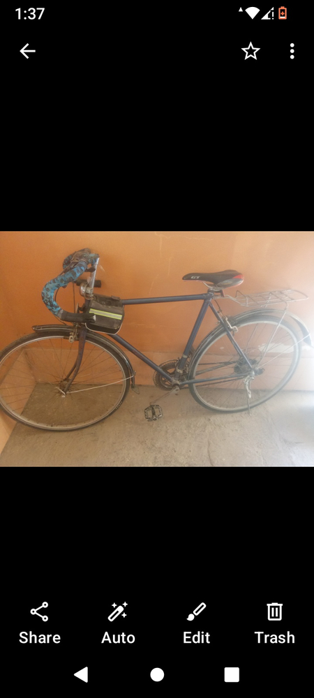 Srochna sotiladi,Velosiped