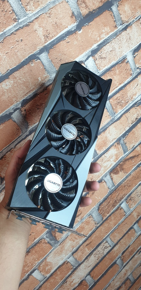 Rx 6700xt 12gb Gigabyte ideal