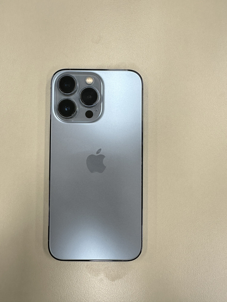 Продается Iphone 13 pro 256