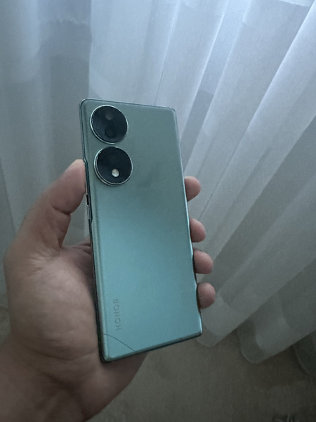 Honor 70 8/128 gb