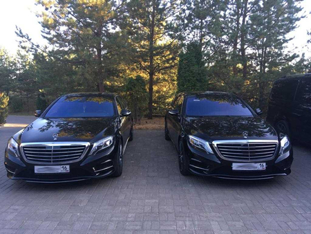 Tõy Raddom marosimlari, turizm,aeroport, mercedes,v class rolls-royce