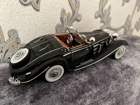 Mercedes Benz 500K , Металический Ретро Машина.