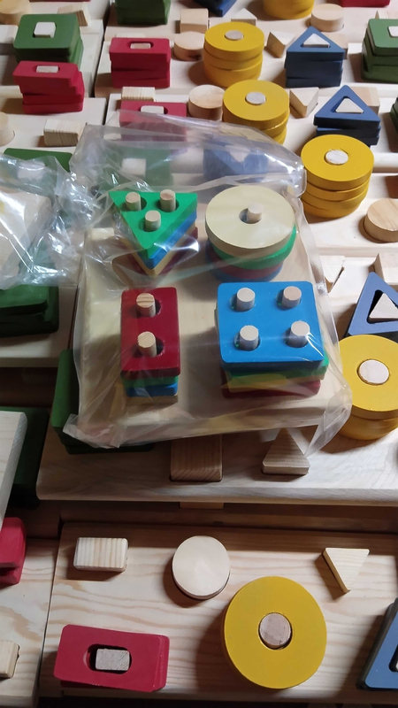 Детские игрушки из дерева