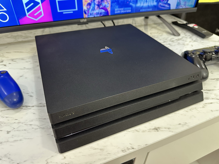 PlayStation 4 Pro 1 Tb Срочно!