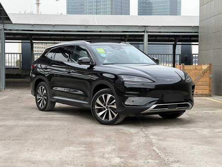 BYD Song plus Champion edition restyle 605 km Qora tayyor 2024