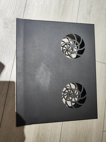 Notebook padstavkasi