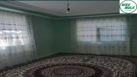 Назарбекда ховли сотилади. NR494/89
