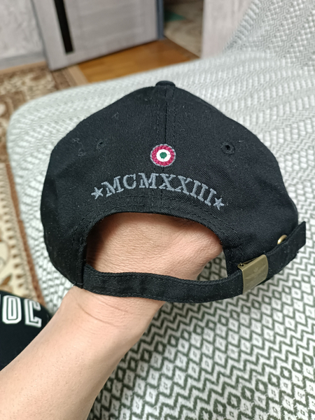Оригинальная кепка