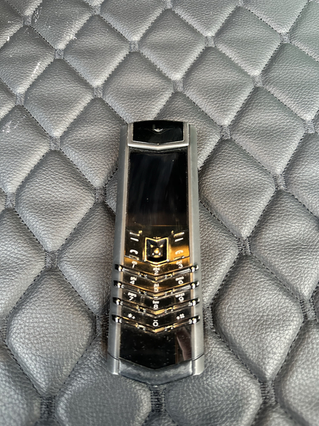 Vertu original V