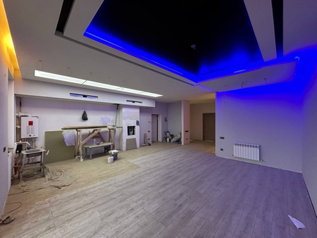 Паркентский Продается квартира в ЖК «Real House» 140м2 по цене коробки