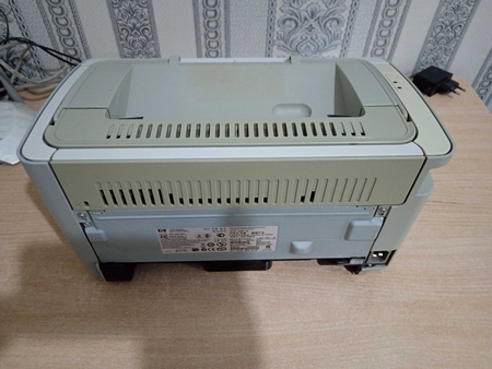 Принтер HP Laserjet P1005 в отличном состоянии.