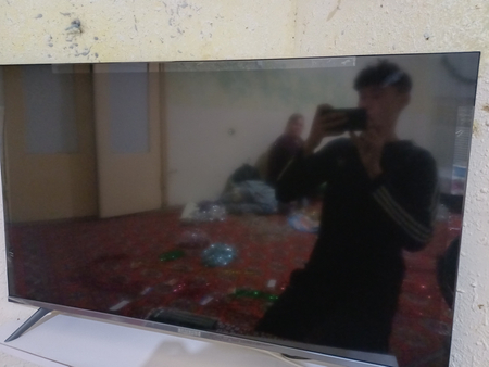 Asalom alekum Samsung televizori sotiladi yaxshi ishlidi