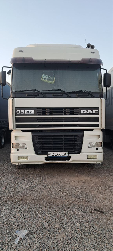 DAF XF + KRONE прицеп Сотилади