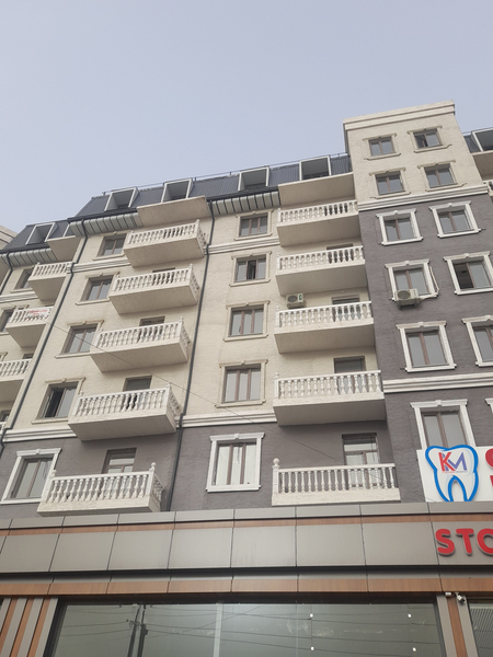 Urganch shahrida 2xonal kvi 74m2 sotiladi