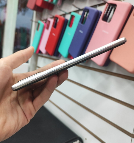 Samsung a71 6+6/128gb xolati yaxwi srochna sotiladi