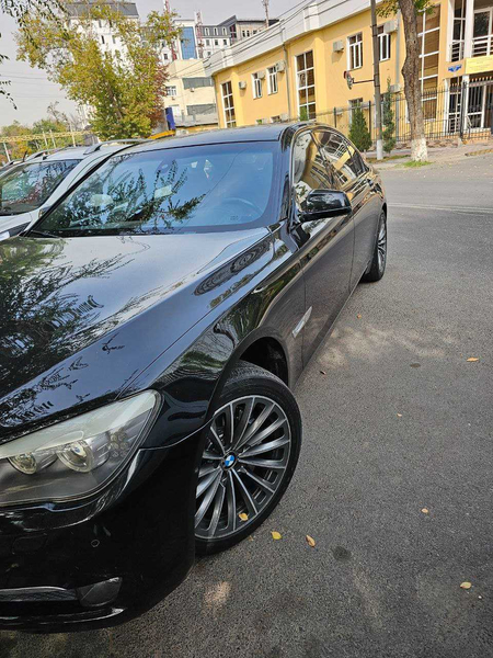 Продаётся автомобиль  BMW