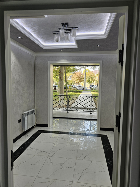 Аренда Нежилой пом. 125м2. 1 линия по ул. Нукус. Ор-р.  PIRAMID 2500$