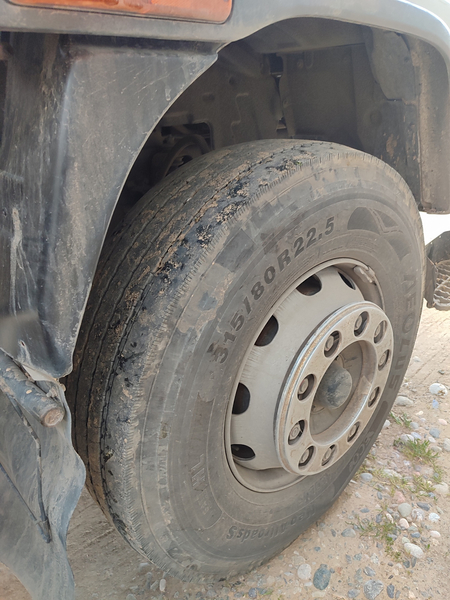 ISUZU Yuk avto furgoni