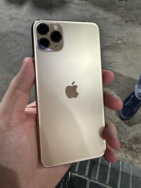 iPhone 11 Pro Max 256 gold