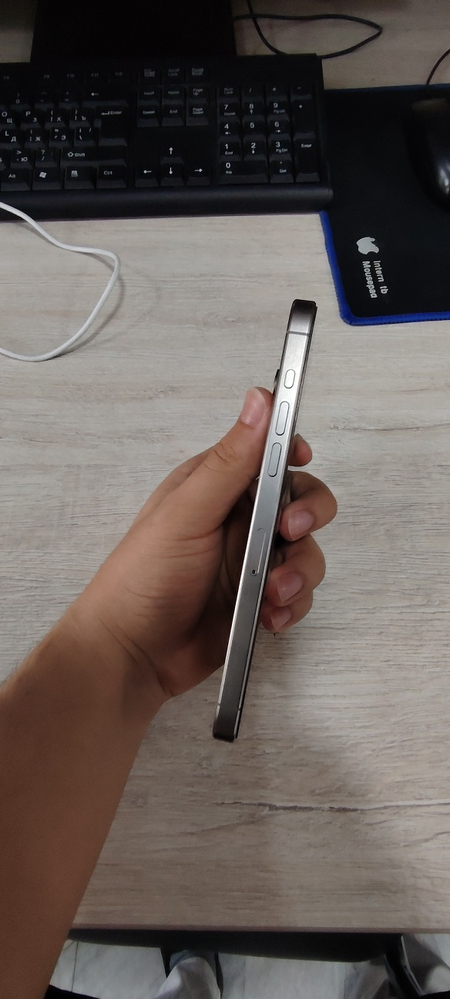 Iphone 15 pro max yengi