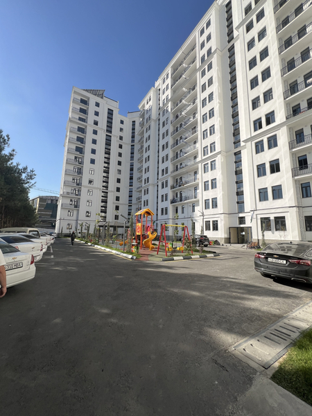 Yakkasaroy navastroyka 3xona 73 kv faqat naqtga srochni