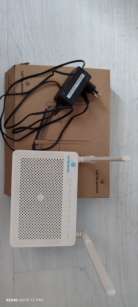 Продам Wi-Fi роутеры в отличном состоянии все работает . Комплект.