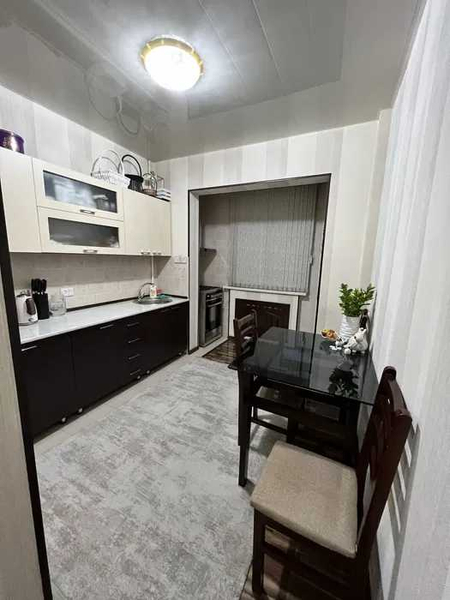 Срочно продается квартира на Нукуской