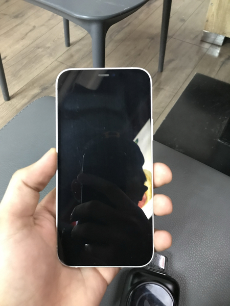 Iphone 12 64gb srochno