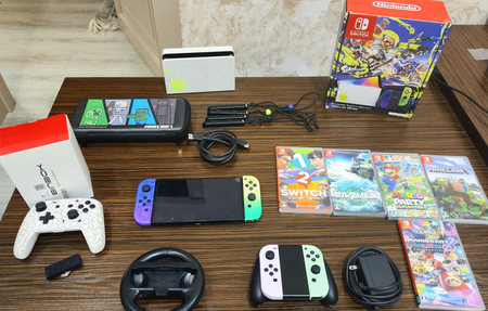 Nintendo Switch OLED + игры + аксессуары