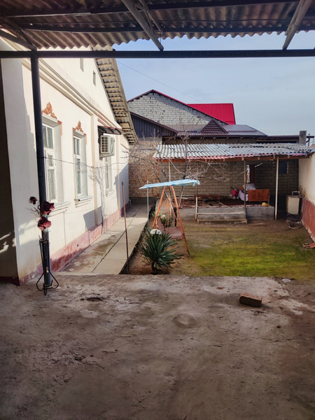 Продаётся угловой участок 3 сот Яшнабадский район ул Оханграбо