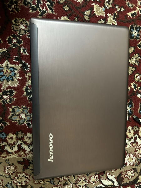 Lenova ideapad noubuq sotiladi