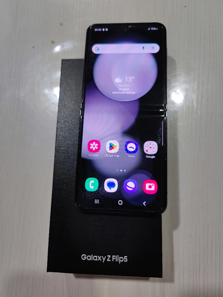 Galaxy Z fold 5 8/256