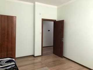 Продам 2-ком квартиру на карасу-1 с подвалом и задним двором А.К